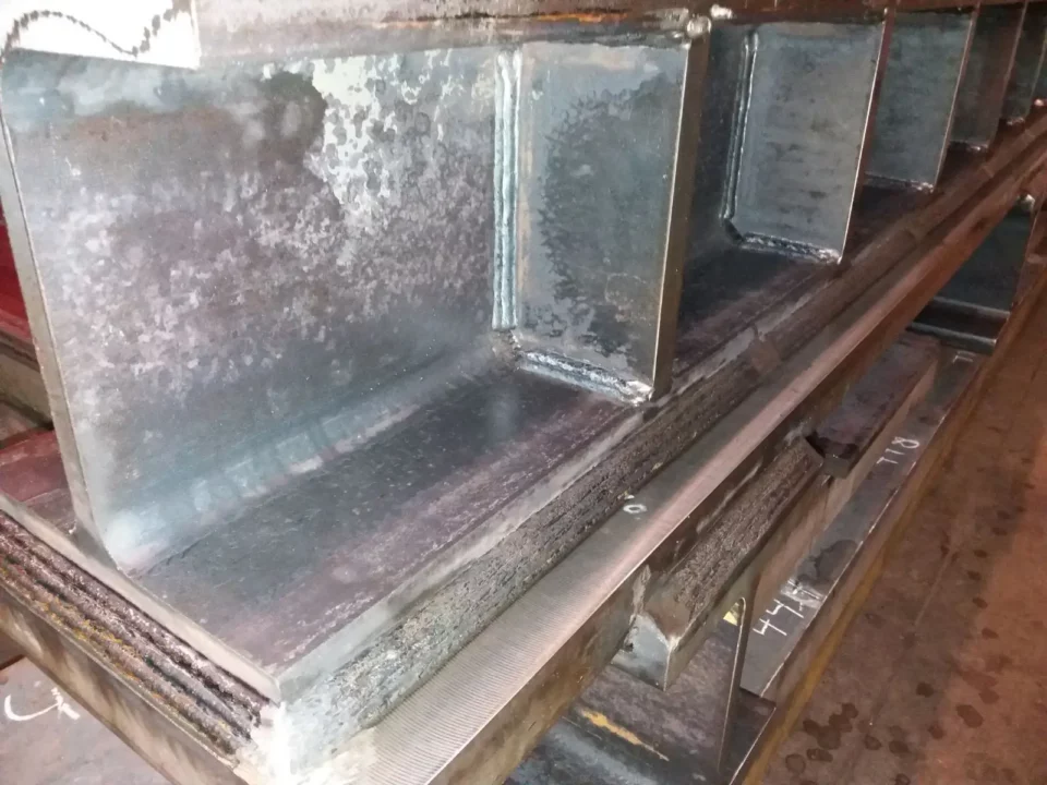 Constructie lassen onderstel pers – Welding Company